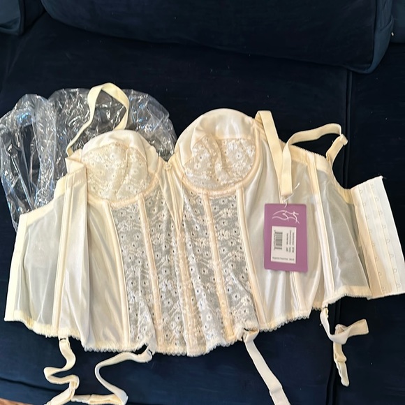Dominique | Intimates & Sleepwear | Dominique Bra Corset Eyelet Nwt ...